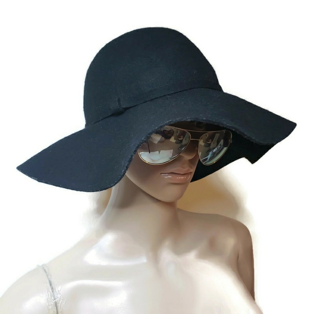100% Wool Adjustable Black Floppy Hat - Gem